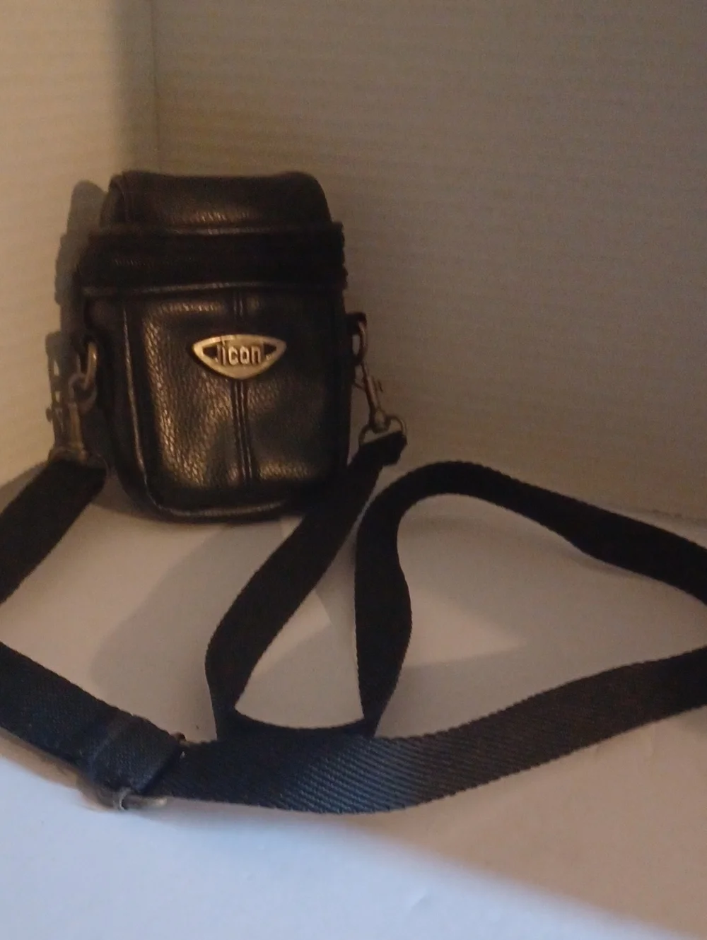 ICON | Cameras, Photo & Video | Icon Black Faux Leather Camera Case Bag ...